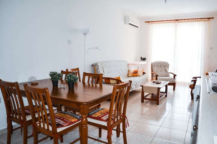 Cozy Flat Close To Beach In Paphos Harbour - Paphos