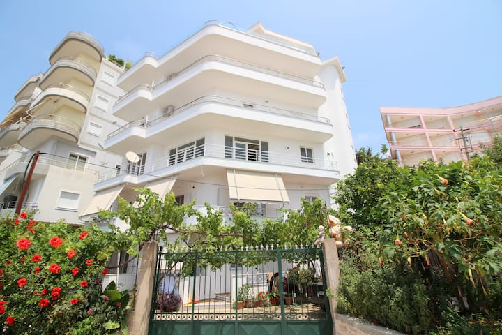 Edi Apartment 4 - Saranda