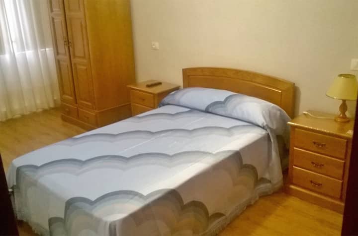 Habitación Con Baño Privado - Ferrol