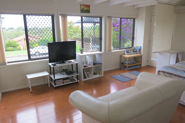 Self Contained Apartment - Central Coast