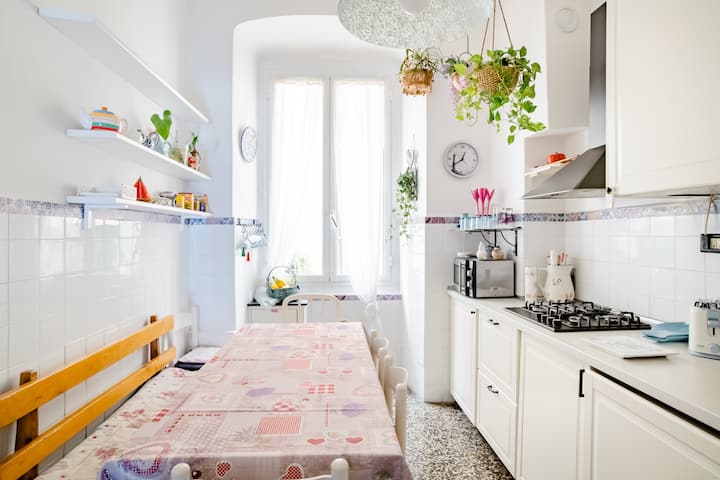 Camera Doppia Con Bagno In Comune - Gênes