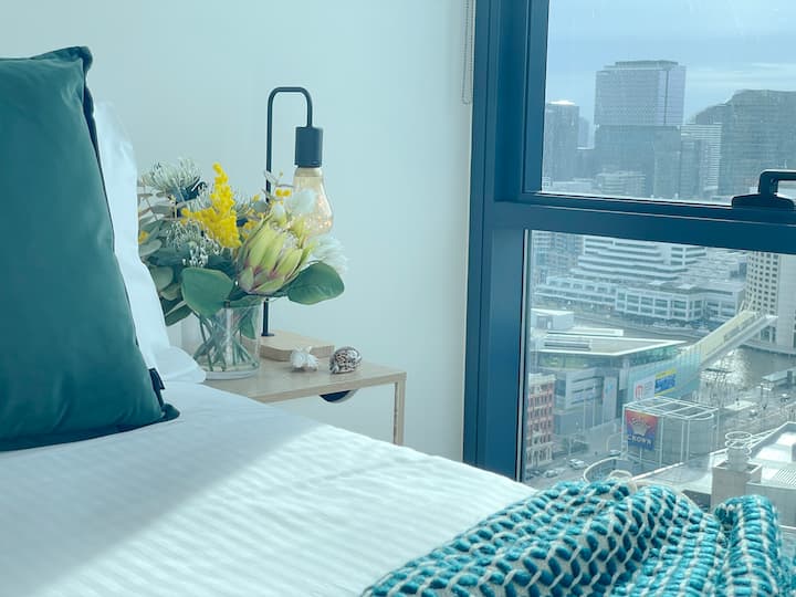 Stylish Southbank 2 Bedroom Apartment With Parking - Melbourne