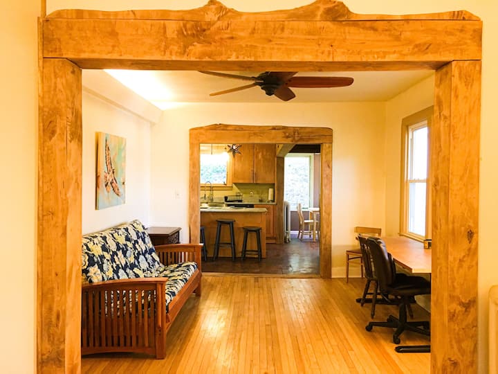 Tree House In Town - Ithaca, NY