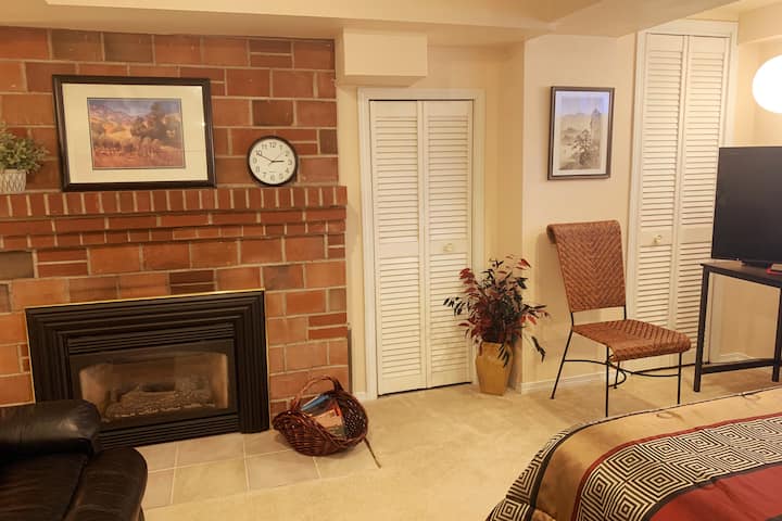 Peace And Privacy In Park-like Setting - エドモンズ, WA