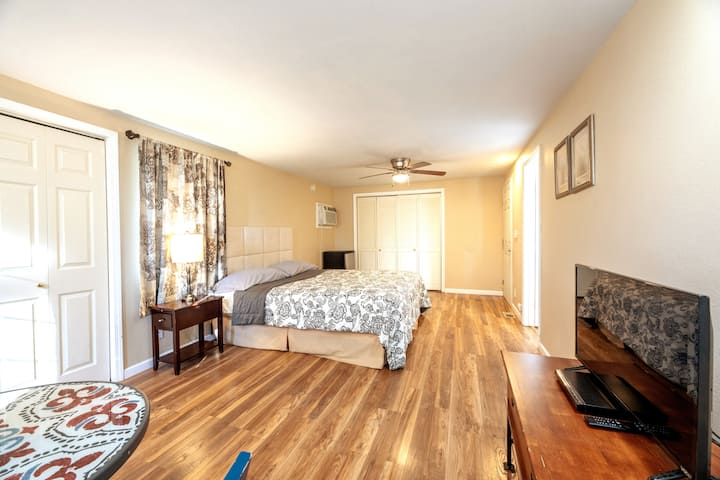 5 Acre Ranch In The Sequoia's. Your Own King Room. - Kings Canyon National Park