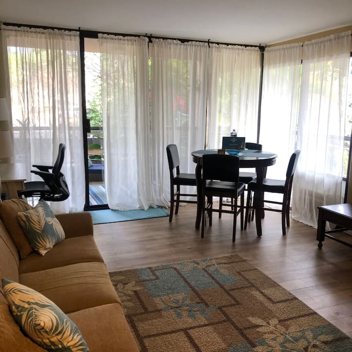 Spacious Getaway-walk To Town & Near Beach - Kailua-Kona