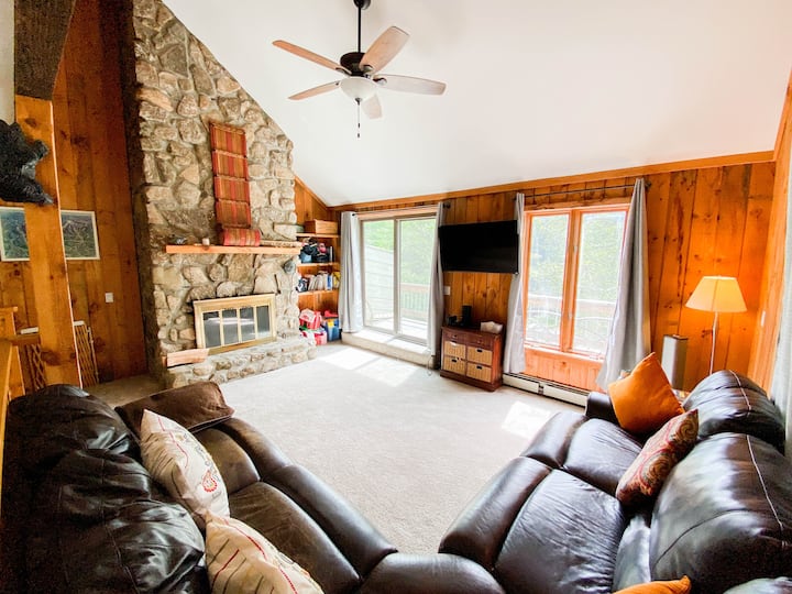 Spacious North Conway 3-story Home With Sauna! - Conway, NH