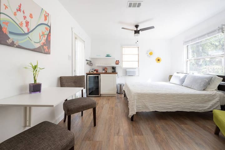Pet Friendly Guest Suite 15-min To Ut Austin - Austin, TX