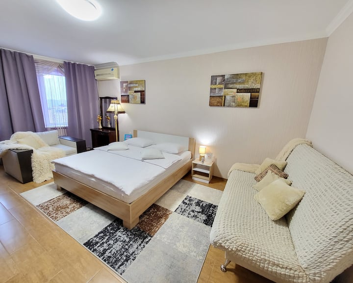 113 Comfort One-bedroom Apt, In Classic Style - Kiev