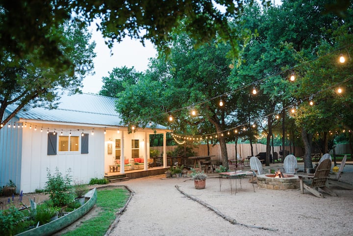 La Casa Blanca At Gruene B&b - New Braunfels, TX