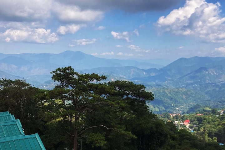 Belgian Home With A Mountain View. 10 Pax - 碧瑤市