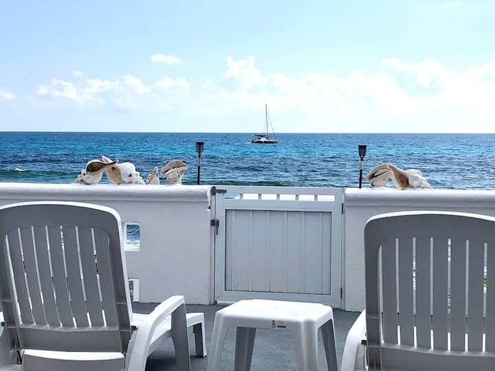 Casa Los Caracoles  Waterfront - Isla Mujeres