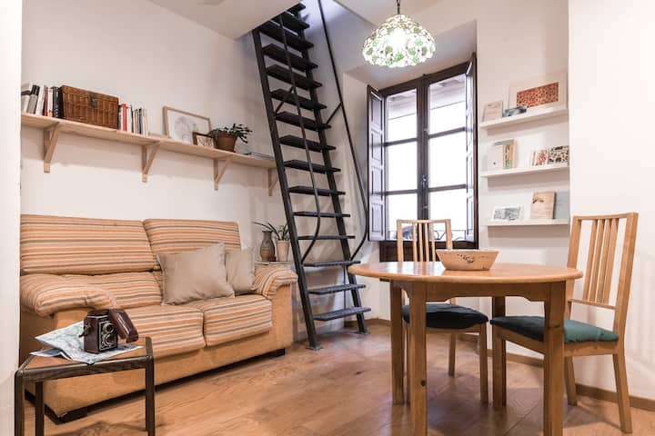 Luminous Apartment With Tower In A Ancient Palace - Albolote