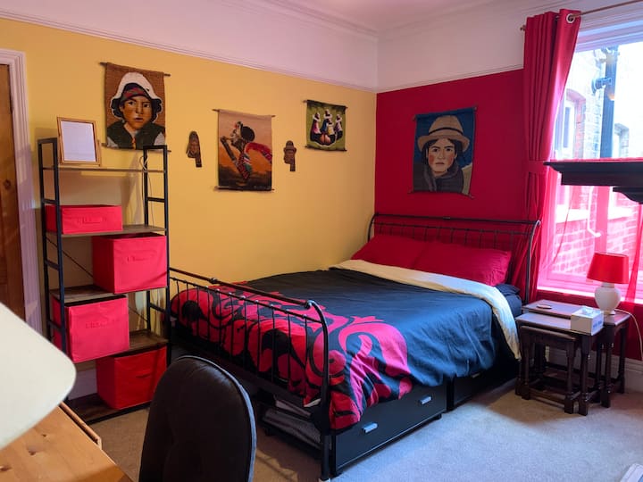 King With Own Bathroom + All Shared Facilities - Sale