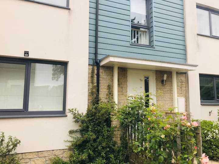Open Plan Private Home - Axminster