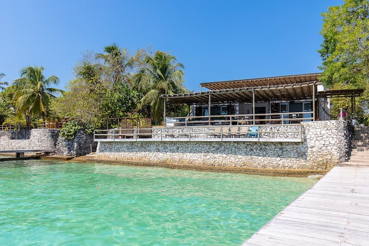 Island Home Away From Home - Rosario Islands