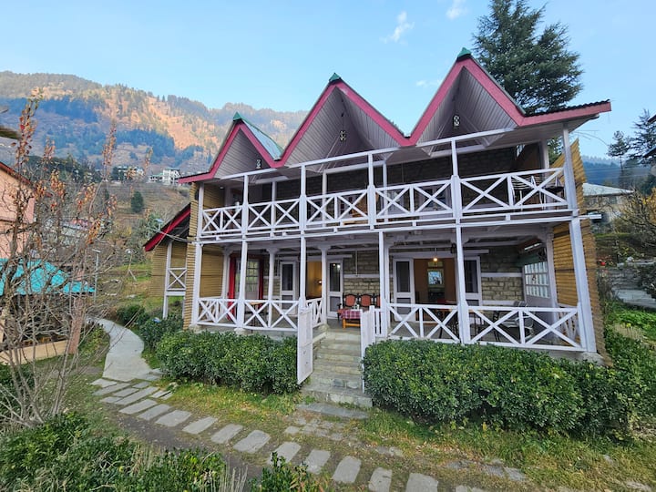 Iris Cottage Room W/ Patio,mountain & River View - Manali
