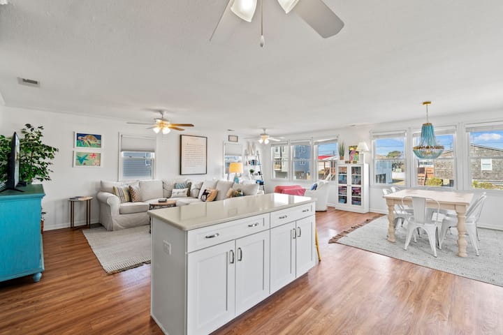 1/2 Block To Beach, Restaurants And Shops! - Nags Head