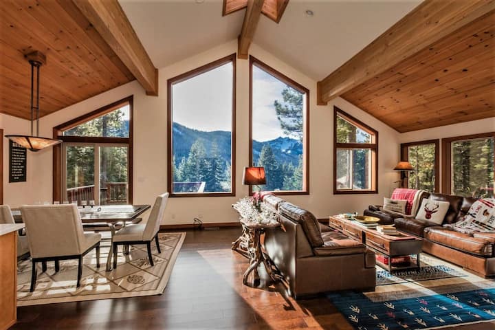 Luxury Tahoe 5br, Hot Tub, Near Sunnyside! - Lake Tahoe