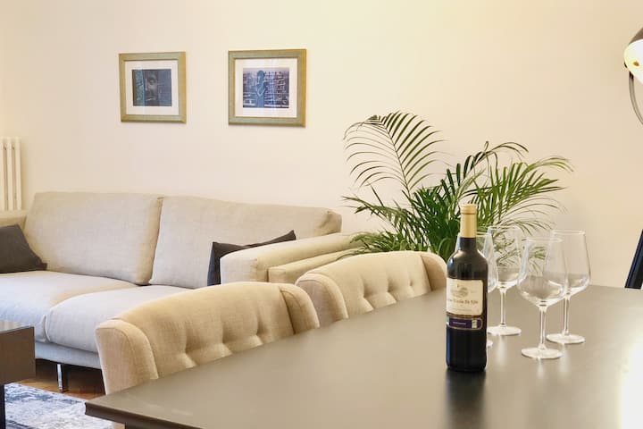 2 Bedroom Apart. At Luxurious Part Of City Centre - Regione Bruxelles, Belgio