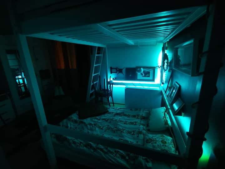 Chique One-room Apartment Designed For 4 - Bukarest