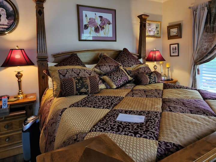 Million Dollar Inn, Cal-king Suite #301, Upstairs - Pawhuska, OK