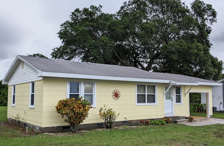 The "Sun Cottage"  - Your Relaxing Interlude! - Venice Beach, FL