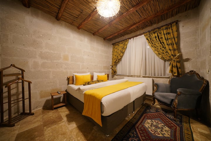 Stone Double Room With Valley View Ni̇ssa - Nevşehir