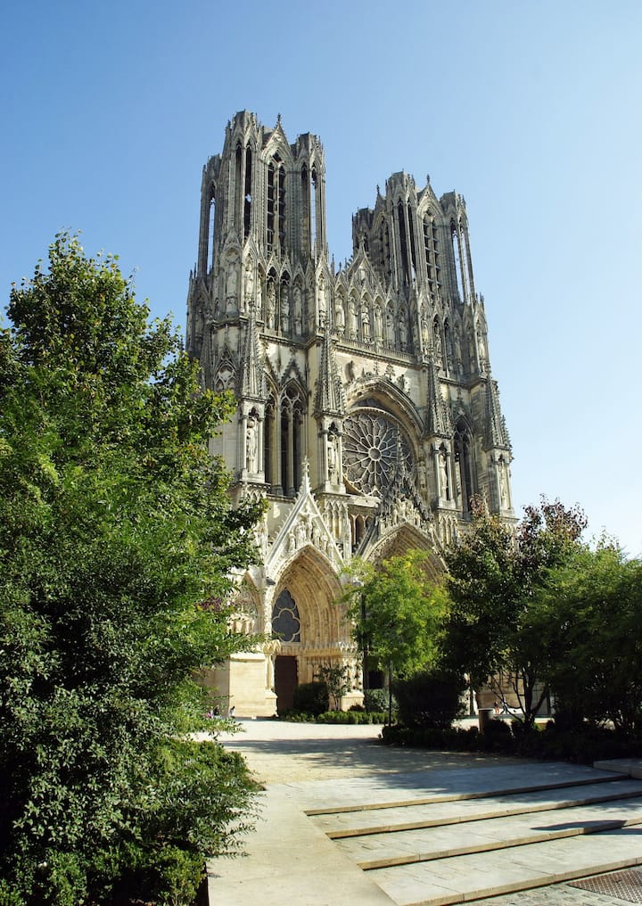Reims Parking Gratuit à Deux Pas De La Cathédrale - Reims