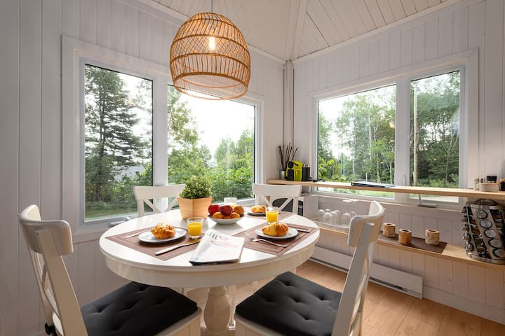 Hôtel à La Maison - Caban 49, Nature, Forêt Et Spa - Charlevoix