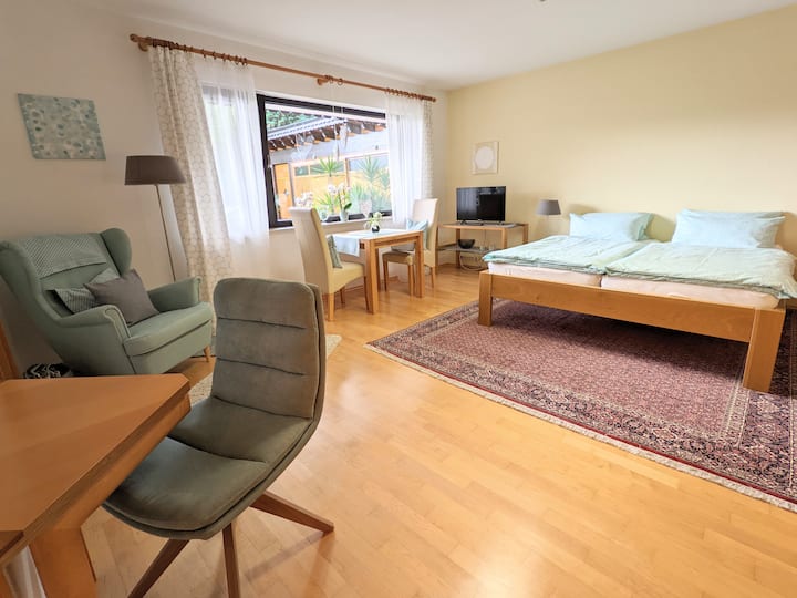 Wunderschöne Ferienwohnung In Toller Aussichtslage - Neuhausen