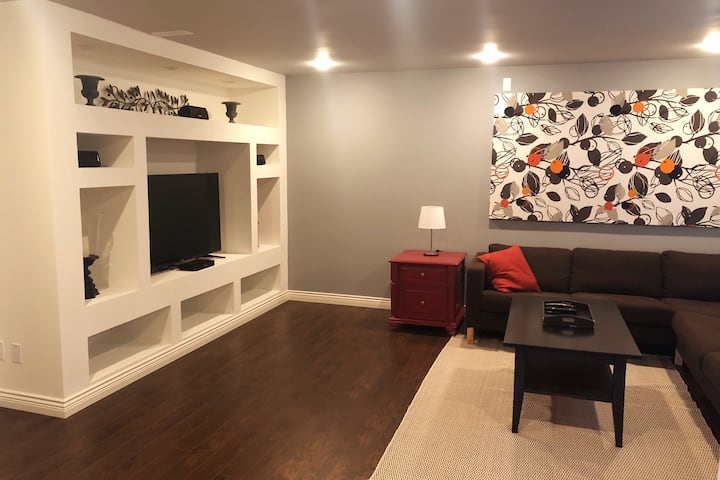 Private basement suite with separate entrance - Guest suites for Rent ...
