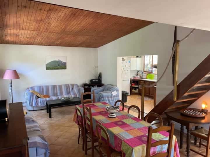 Chambre 2 : Un Couchage Double - Nouméa