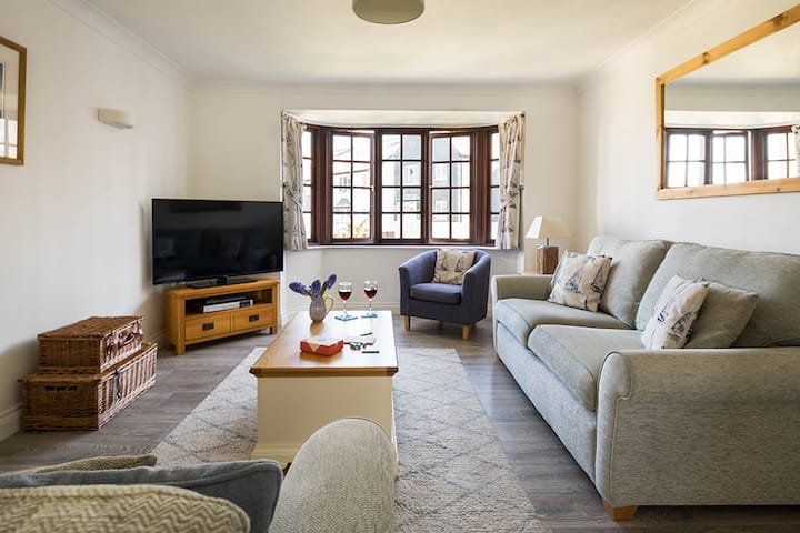 Bowline, Apartment For 6, Port Pendennis, Falmouth - Falmouth