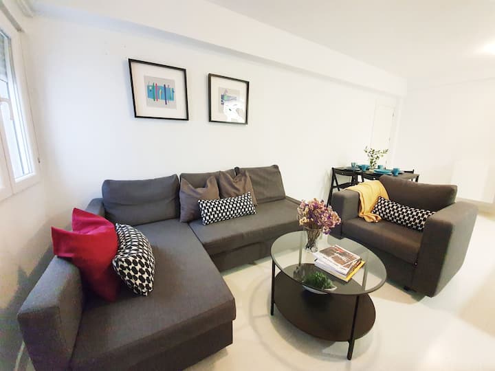 Spacious And Quiet, Very Close To Sol - Madrid