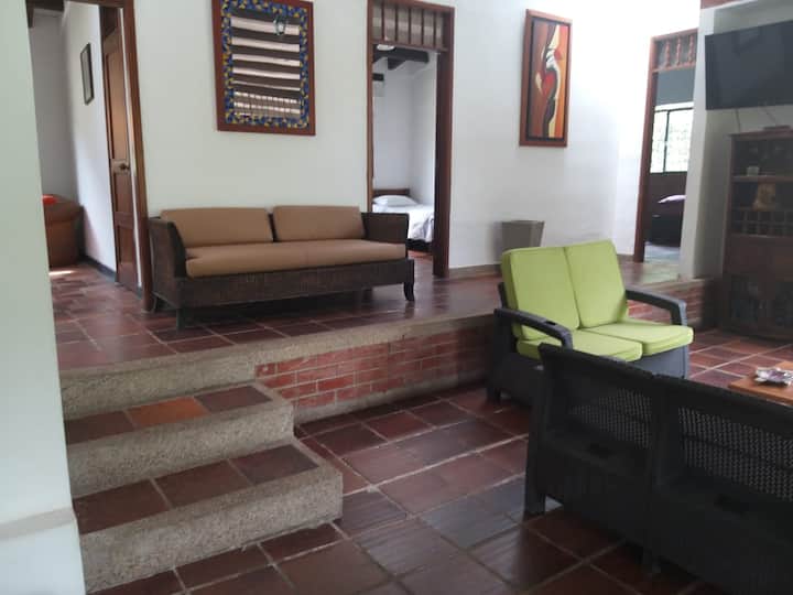 Beautiful Country House In Villeta. - Villeta