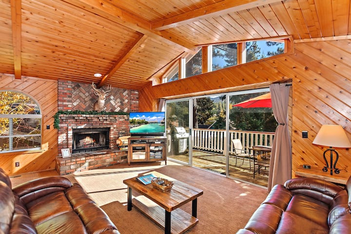 "The Ski Shack" - Bañera De Hidromasaje, Mesa De Billar, 2 Chimeneas, Wifi, Cerca De Las Pistas - Big Bear Lake, CA