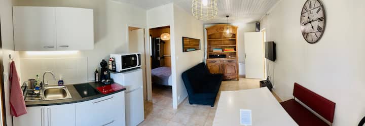 Confortable Dépendance+ Piscine Privée Proche Lyon - Dardilly