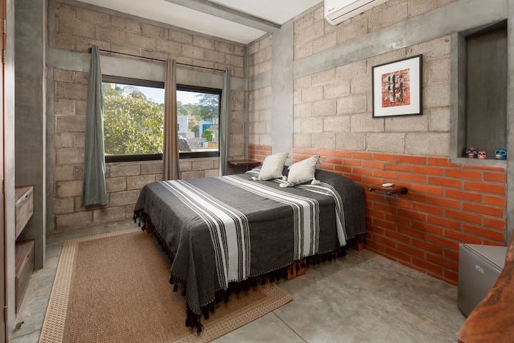 King Bedroom Ensuite At Surf Chateau With Desk - Sayulita