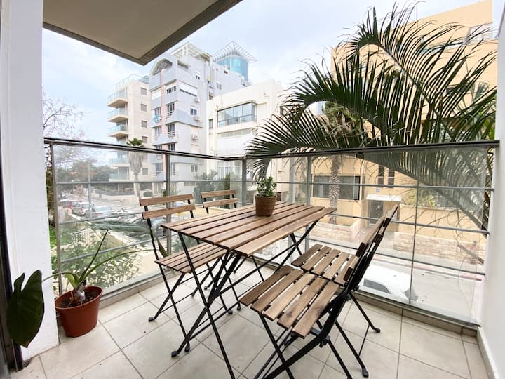 3bd With Mamad Next To The Beach - Tel Aviv-Yafo