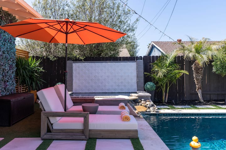 Relax And Revive At The Oasis Poolside Bungalow - Balboa Beach, CA