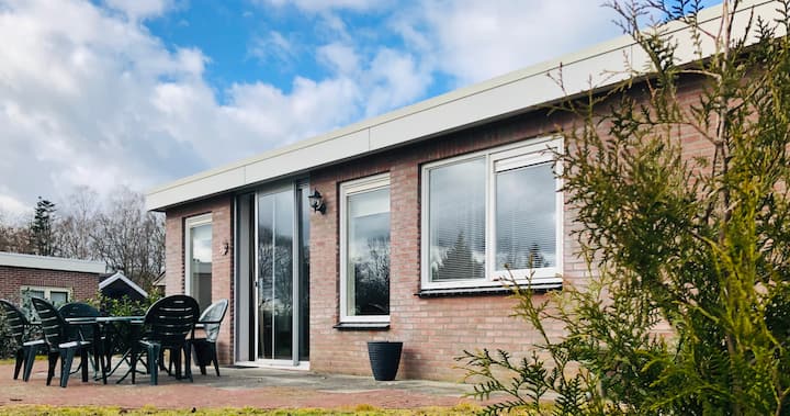 Vakantiebungalow In Bosrijke Omgeving Luttenberg - Raalte