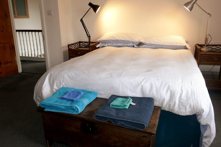 Large Garden View Room-private Kitchen & Shower - Londra