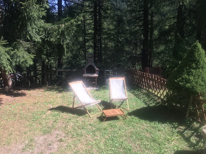 Cozy Apartment With Private Garden, 2 Bedrooms - Sauze d'Oulx