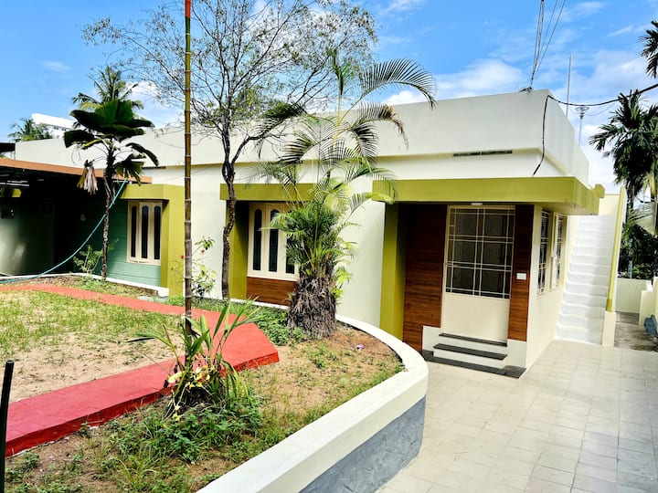 Starlit House By Indrapuri - Thiruvananthapuram