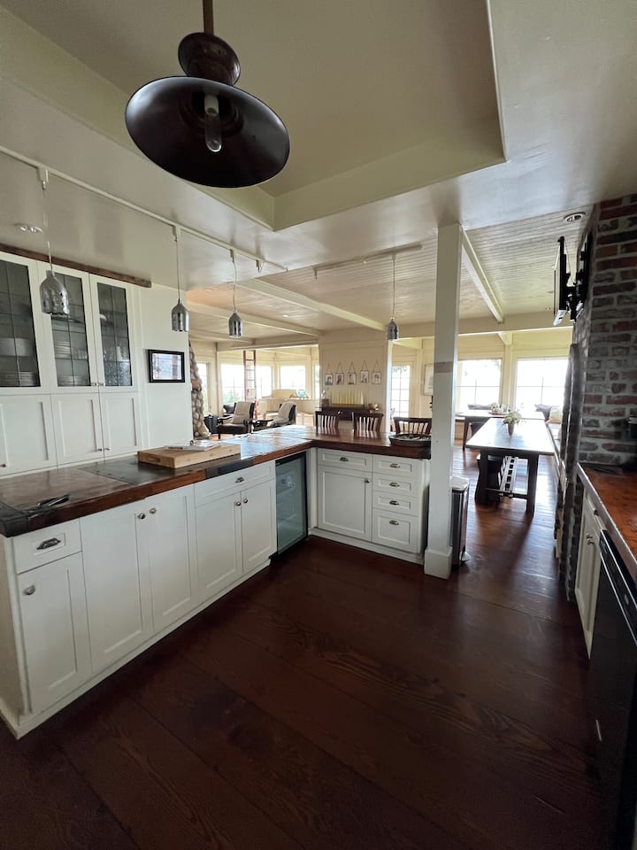 Waterfront Home On The Puget Sound - Edmonds, WA