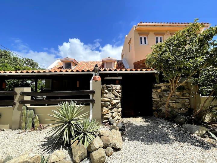 Charming Aruban House - Aruba