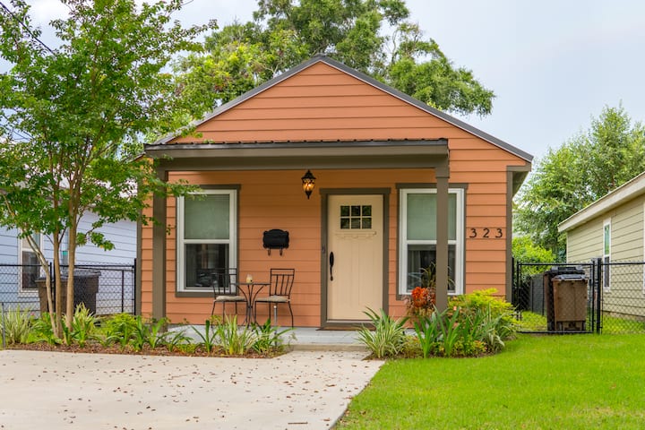 The Peach House - Pensacola, FL