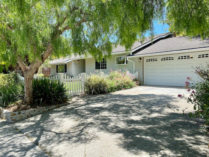 Mesa Family Home - Walk To Beaches, & Parks - Santa Barbara, CA