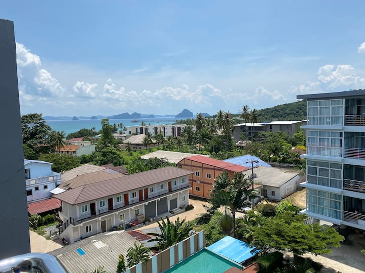 Beautiful  1-bedroom Condo In Klongmuang - Krabi